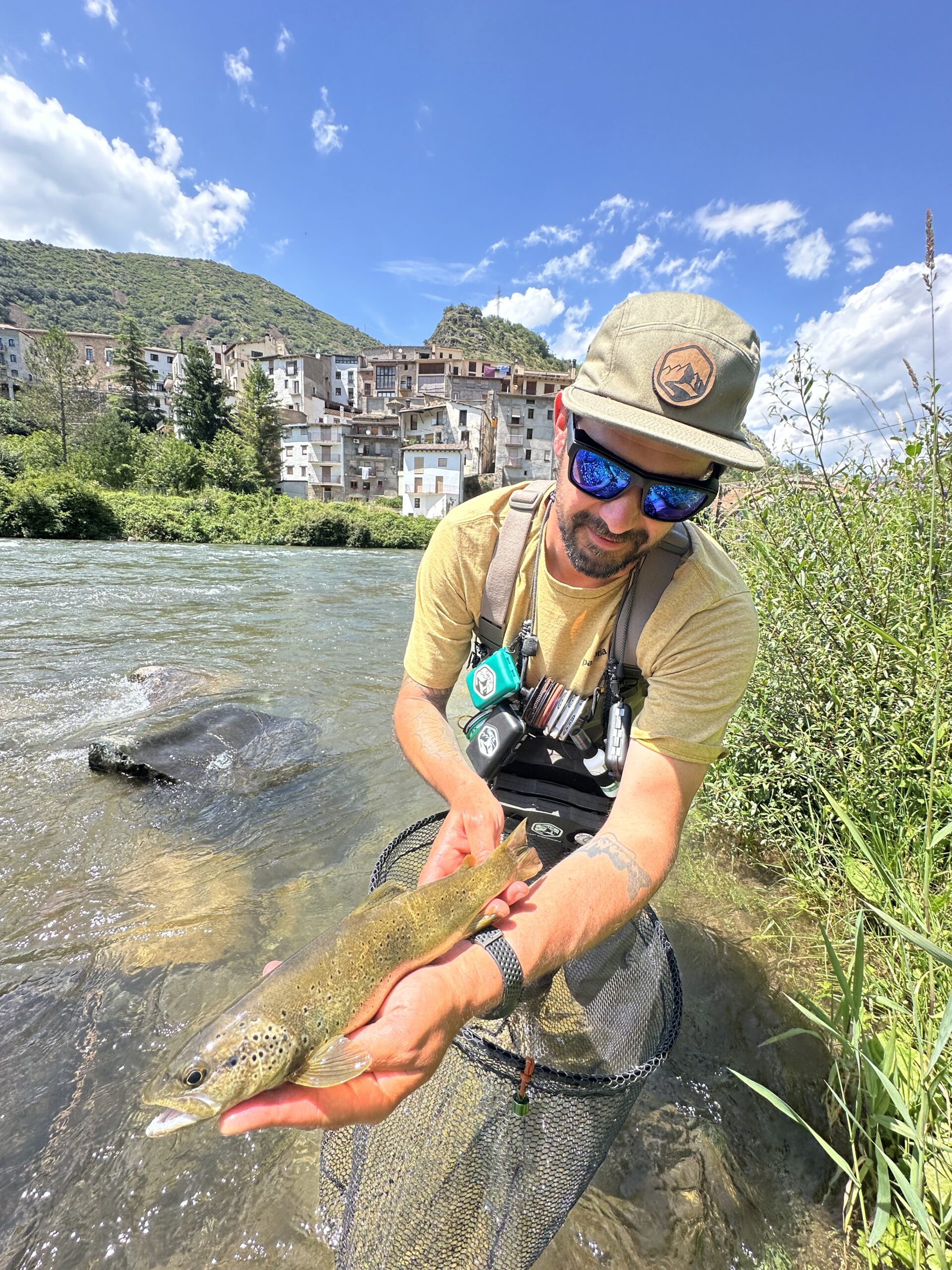 PÊCHE A L’ÉTRANGER